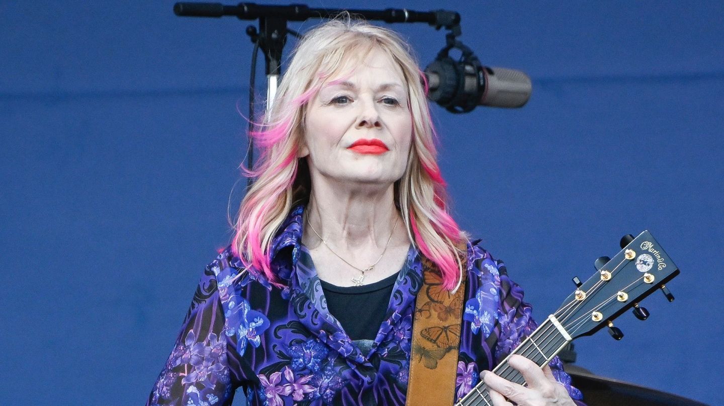 Nancy Wilson: The Rock and Roll Trailblazer – oscaronguitars.com